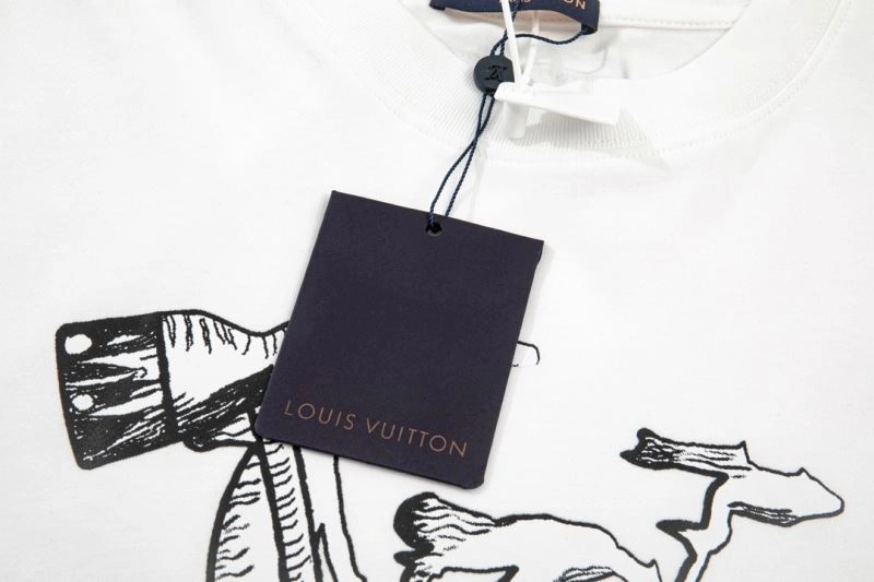 High fidelity Louis Vuitton T-Shirts