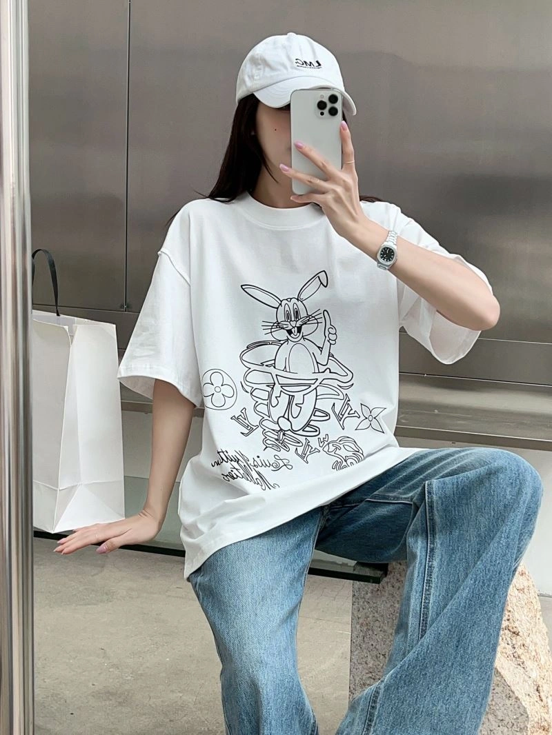Top match Louis Vuitton T-Shirts