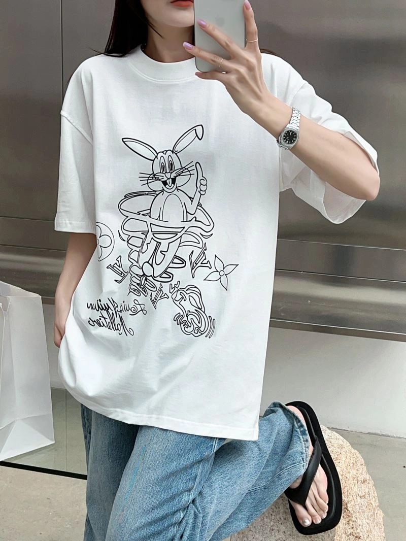 Top match Louis Vuitton T-Shirts