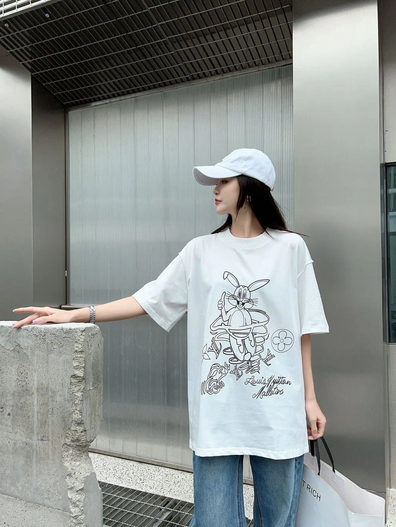 Top match Louis Vuitton T-Shirts