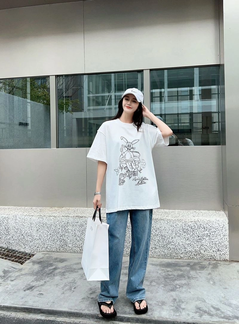 Top match Louis Vuitton T-Shirts