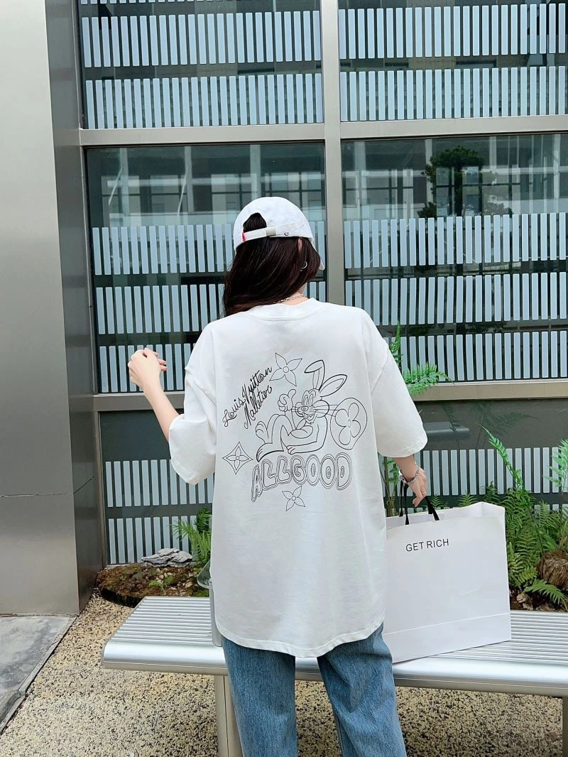 Top match Louis Vuitton T-Shirts