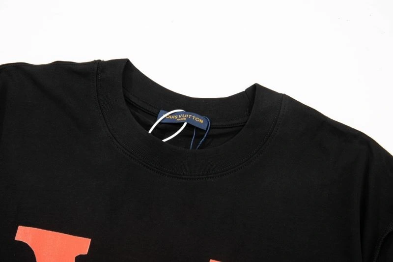 Precise copy Louis Vuitton T-Shirts