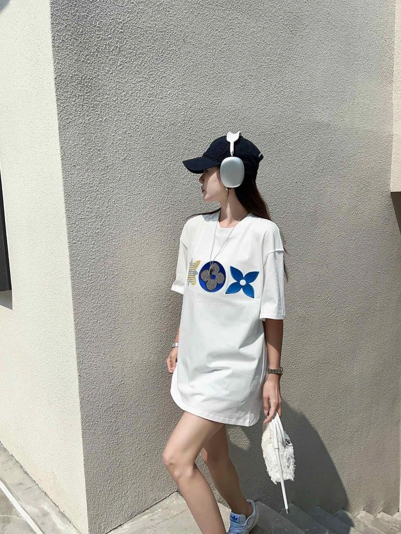Factory-made Louis Vuitton T-Shirts