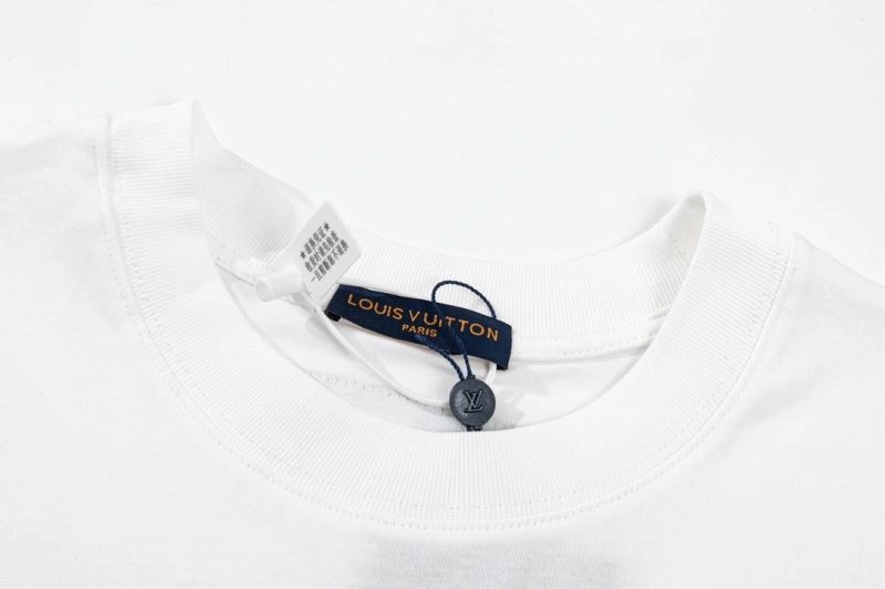 Precise copy Louis Vuitton T-Shirts