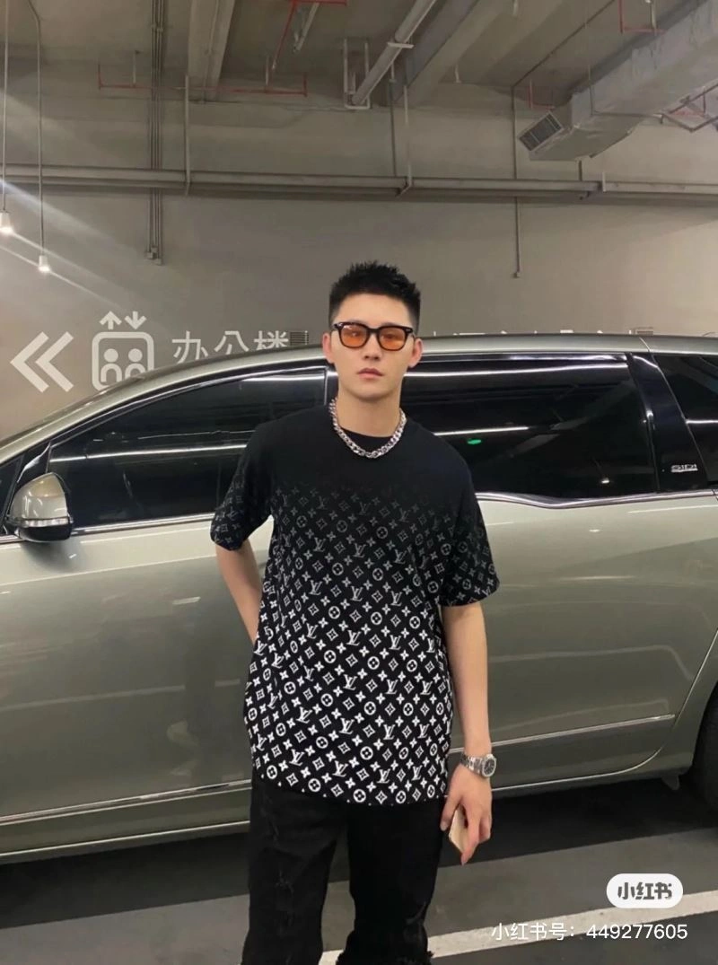Genuine Louis Vuitton T-Shirts