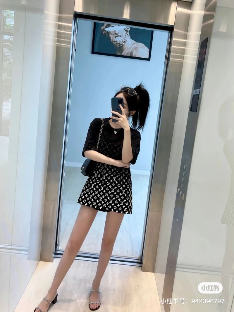 Genuine Louis Vuitton T-Shirts