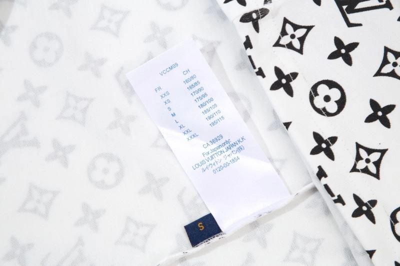 Top match Louis Vuitton T-Shirts