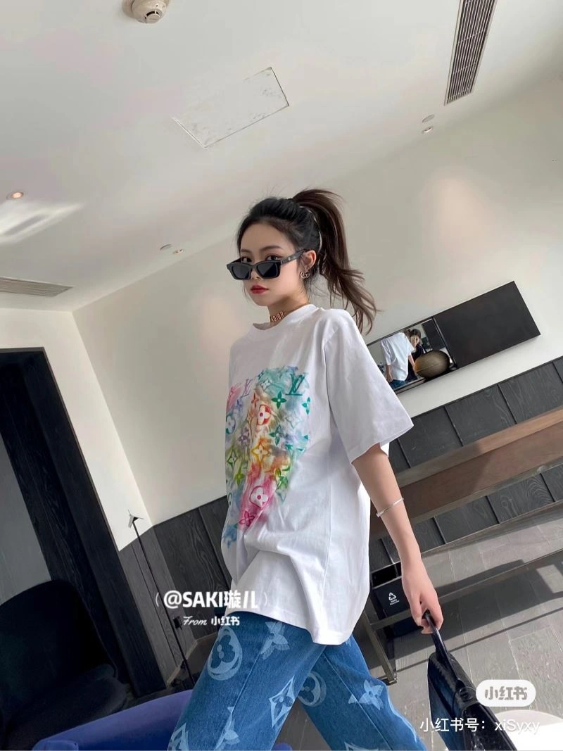Bargain Louis Vuitton T-Shirts