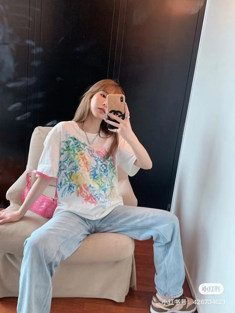 Bargain Louis Vuitton T-Shirts