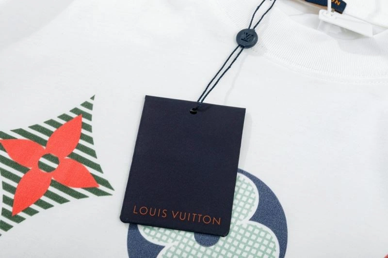 Cut-rate Louis Vuitton T-Shirts