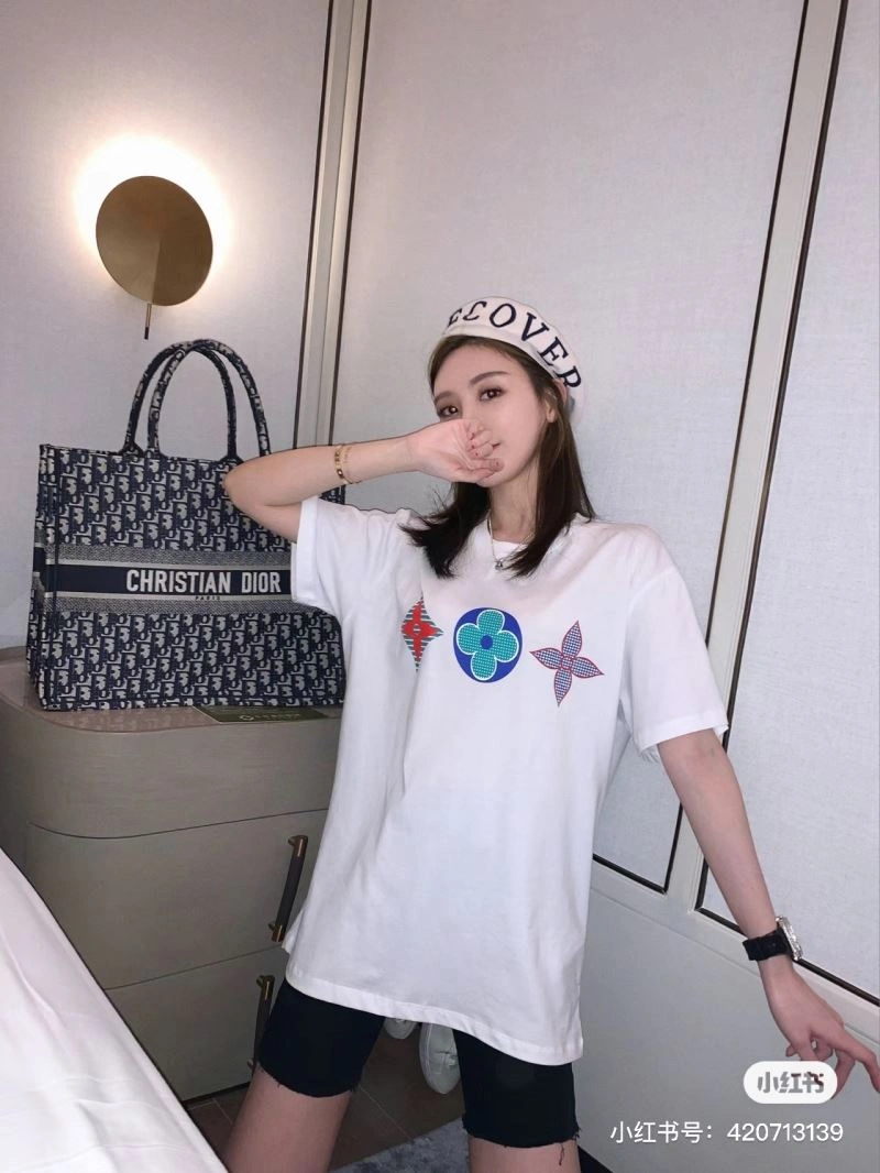 Cut-rate Louis Vuitton T-Shirts