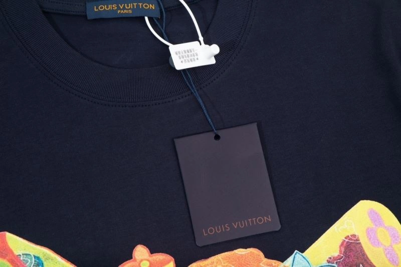 Indistinguishable Louis Vuitton T-Shirts