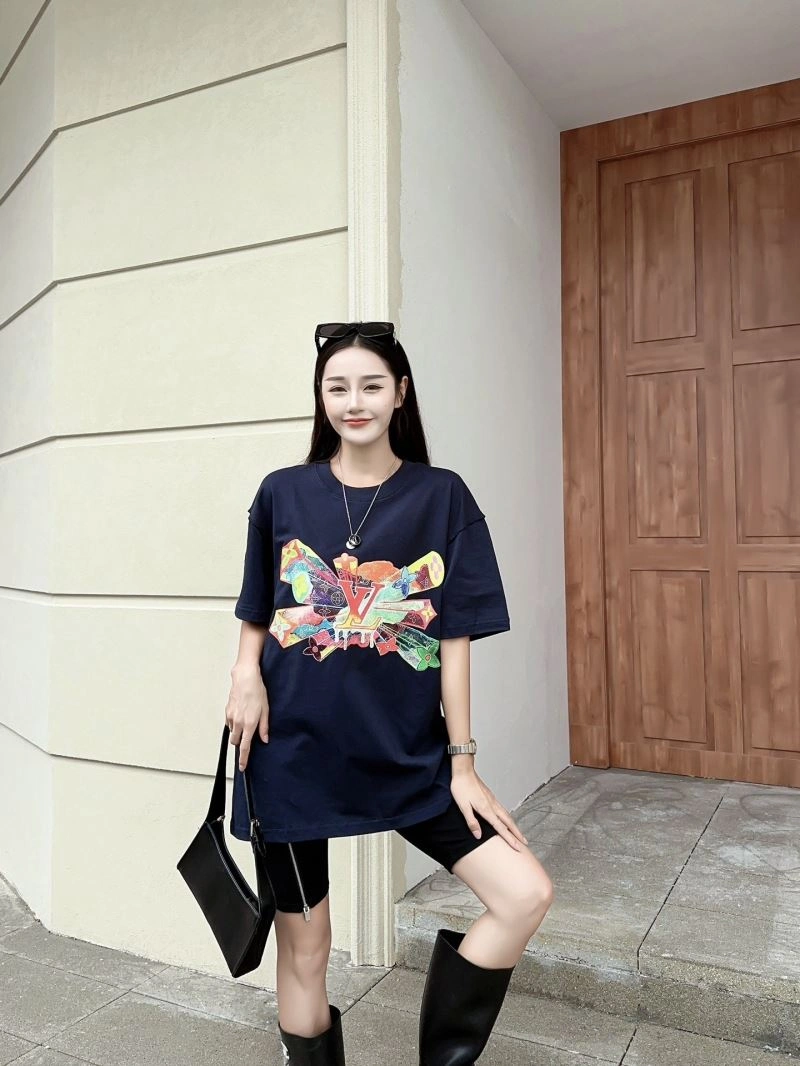 Indistinguishable Louis Vuitton T-Shirts