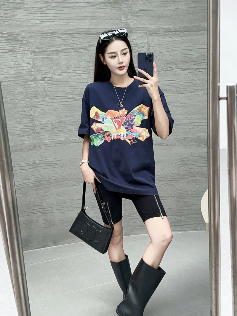 Indistinguishable Louis Vuitton T-Shirts
