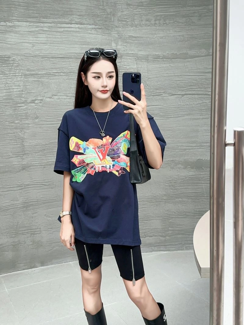 Indistinguishable Louis Vuitton T-Shirts
