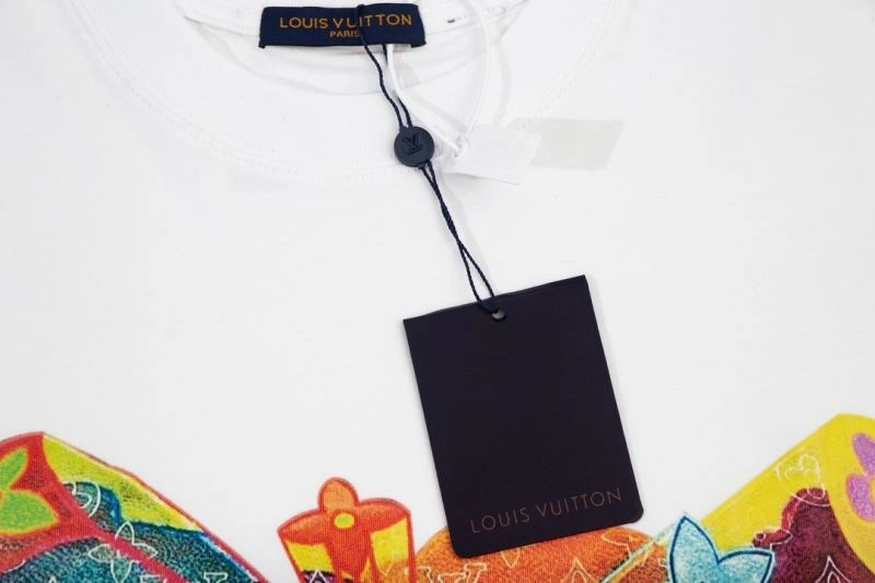 High fidelity Louis Vuitton T-Shirts
