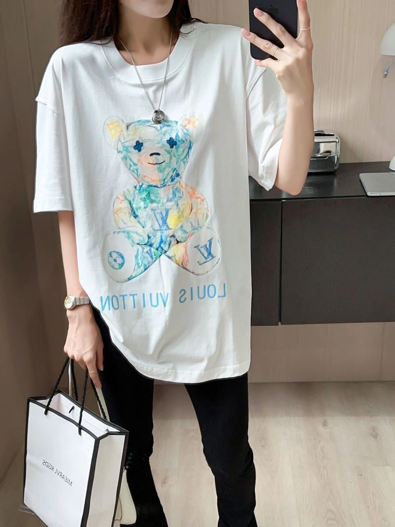 Accurate model Louis Vuitton T-Shirts