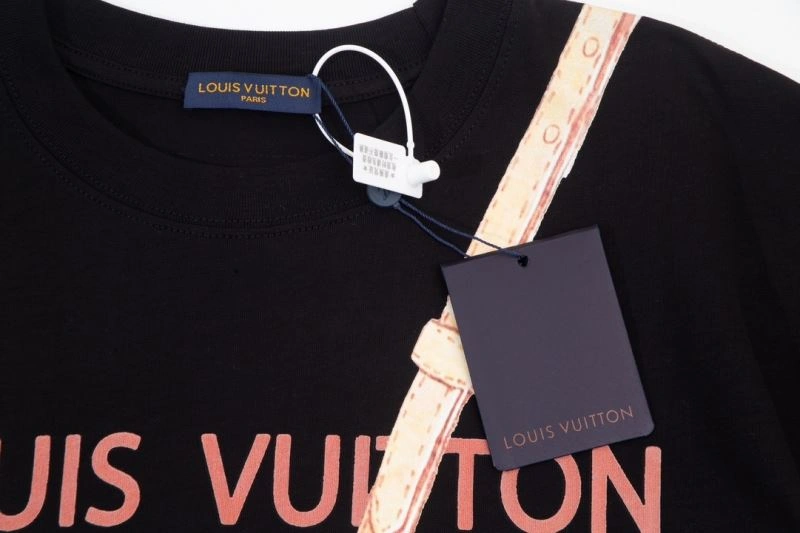 Official Louis Vuitton T-Shirts