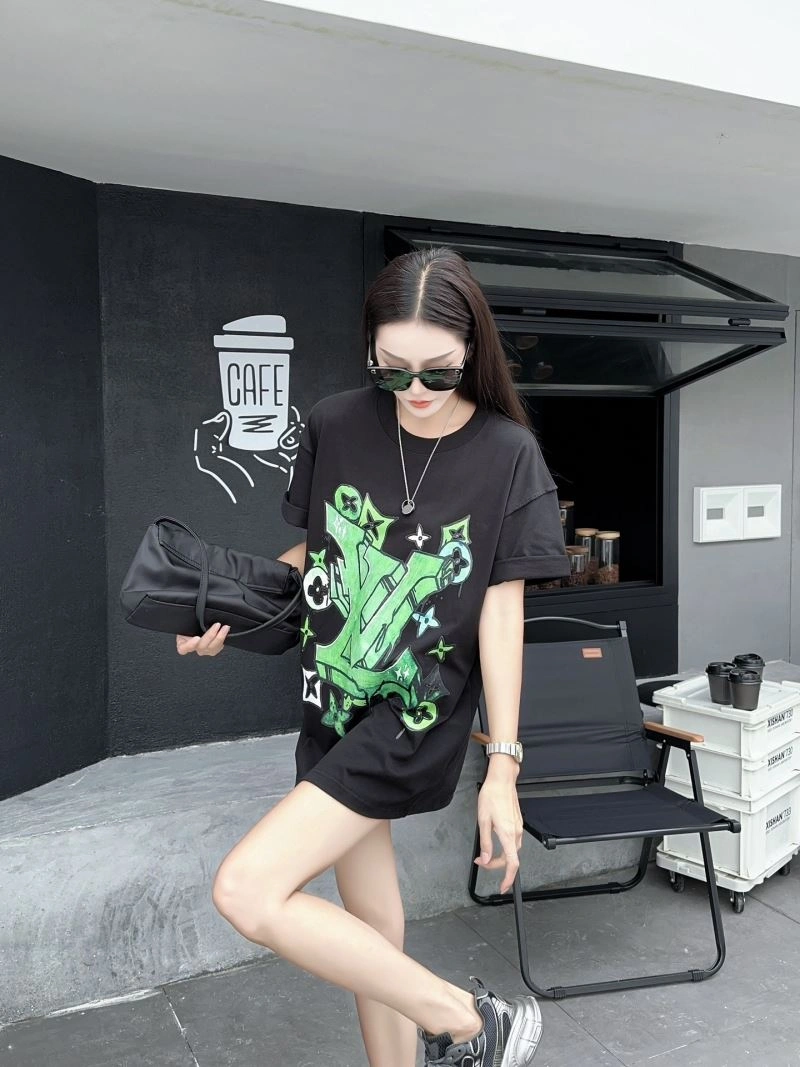 Top mirror Louis Vuitton T-Shirts