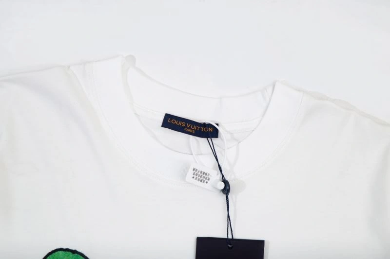 Exact replica Louis Vuitton T-Shirts