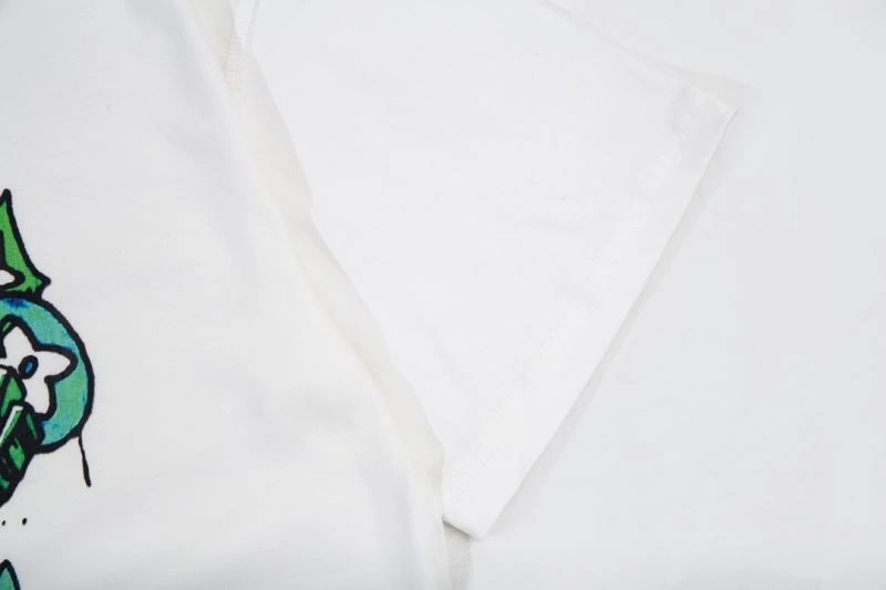 Exact replica Louis Vuitton T-Shirts