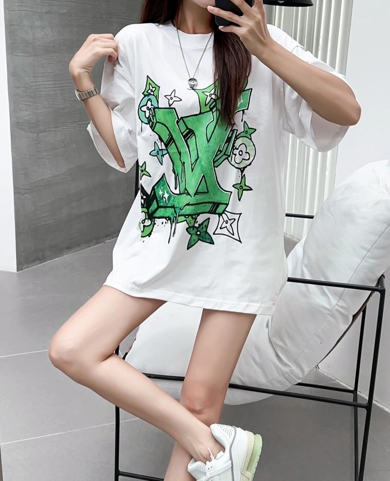 Exact replica Louis Vuitton T-Shirts