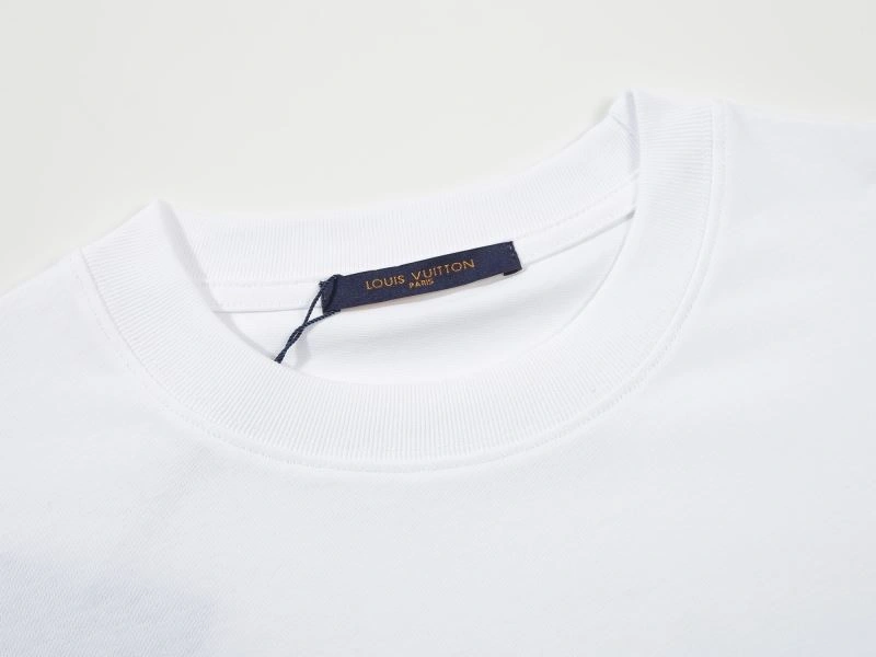 Low-cost Louis Vuitton T-Shirts