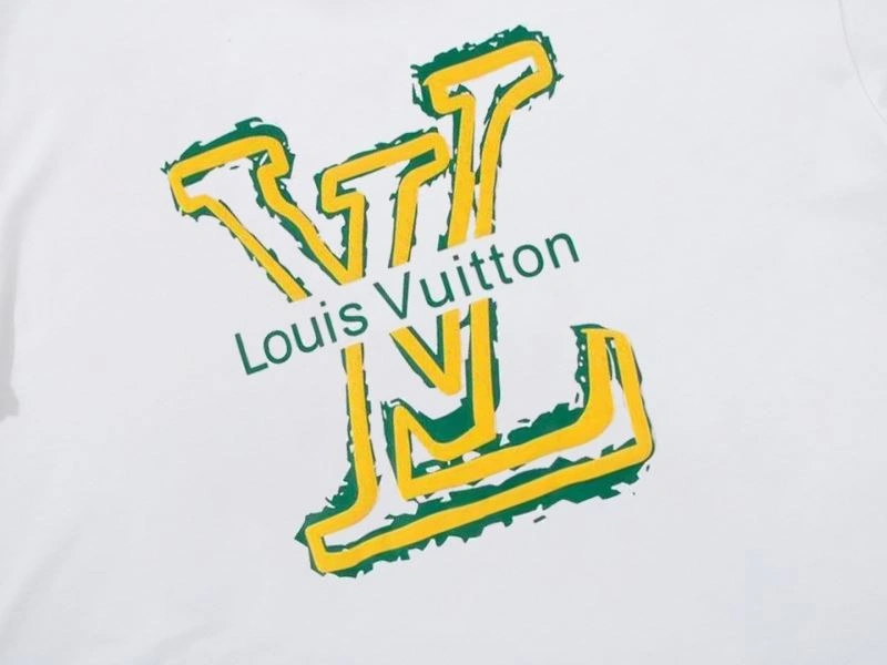 Low-cost Louis Vuitton T-Shirts