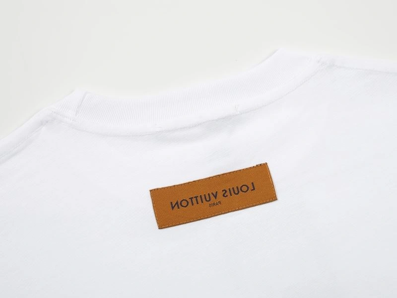 Low-cost Louis Vuitton T-Shirts