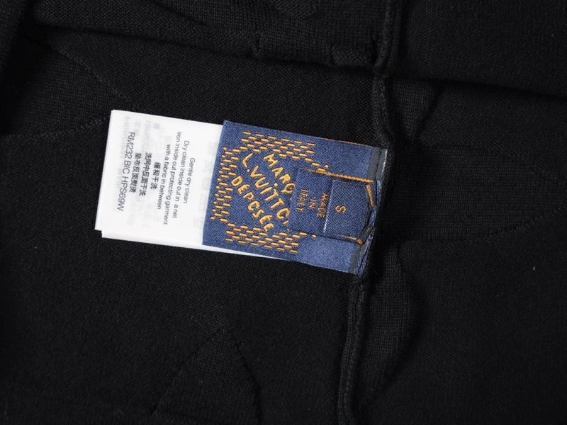 High fidelity Louis Vuitton T-Shirts