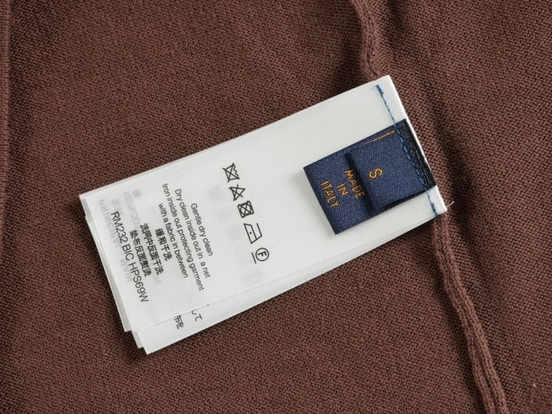 Low-cost Louis Vuitton T-Shirts