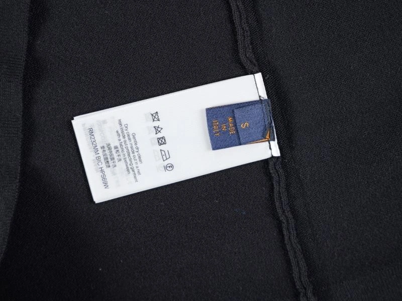 Bargain Louis Vuitton T-Shirts