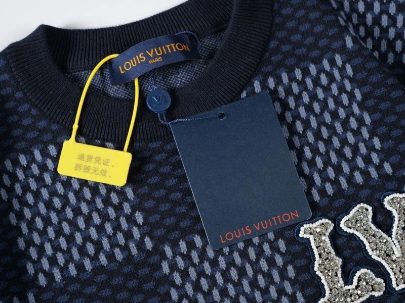 Top match Louis Vuitton T-Shirts