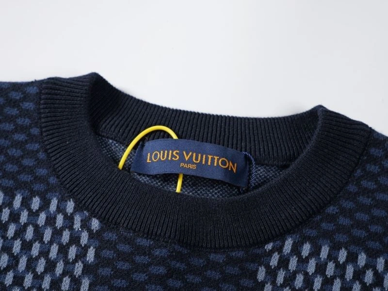Top match Louis Vuitton T-Shirts