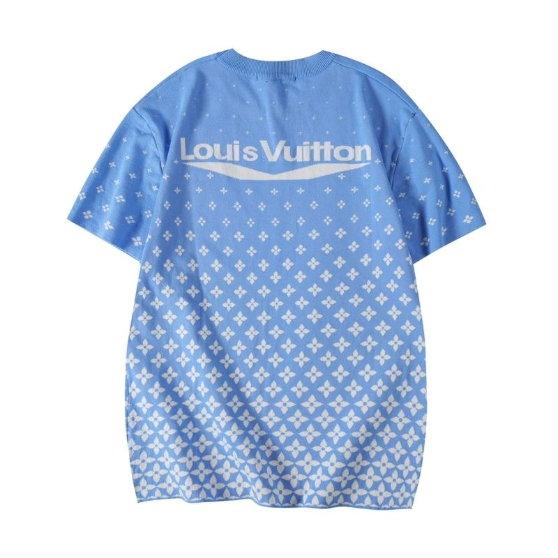 Accurate model Louis Vuitton T-Shirts