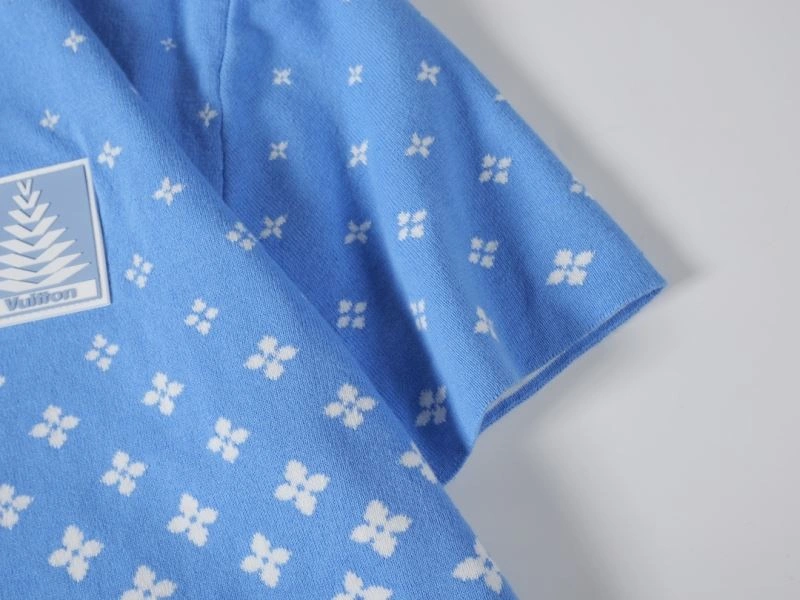 Accurate model Louis Vuitton T-Shirts