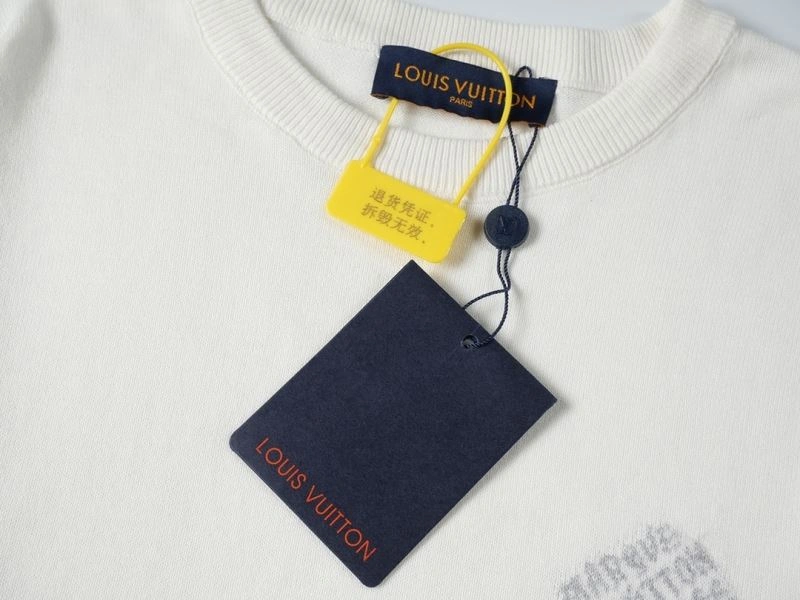 High fidelity Louis Vuitton T-Shirts