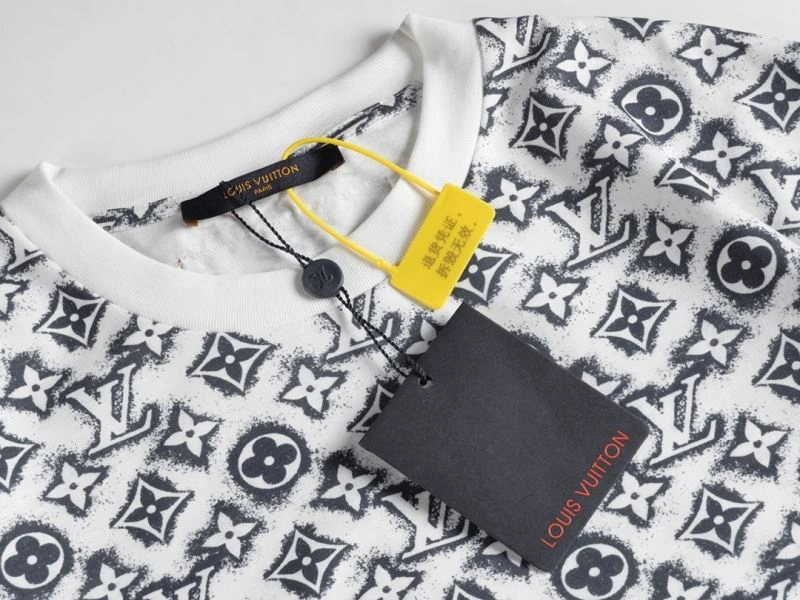 Discounted Louis Vuitton T-Shirts
