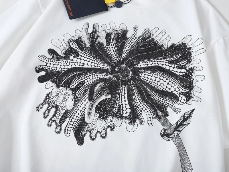 Precise copy Louis Vuitton T-Shirts