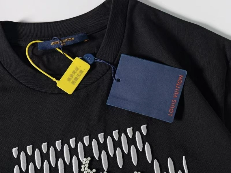Official Louis Vuitton T-Shirts