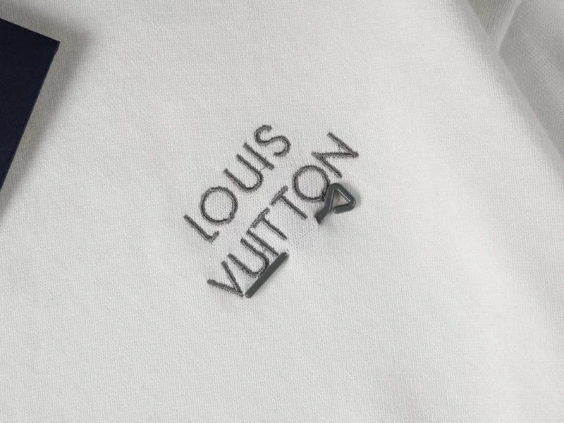 Cut-rate Louis Vuitton T-Shirts