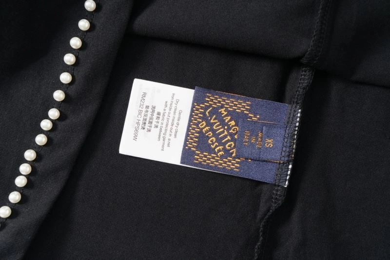High accuracy Louis Vuitton T-Shirts