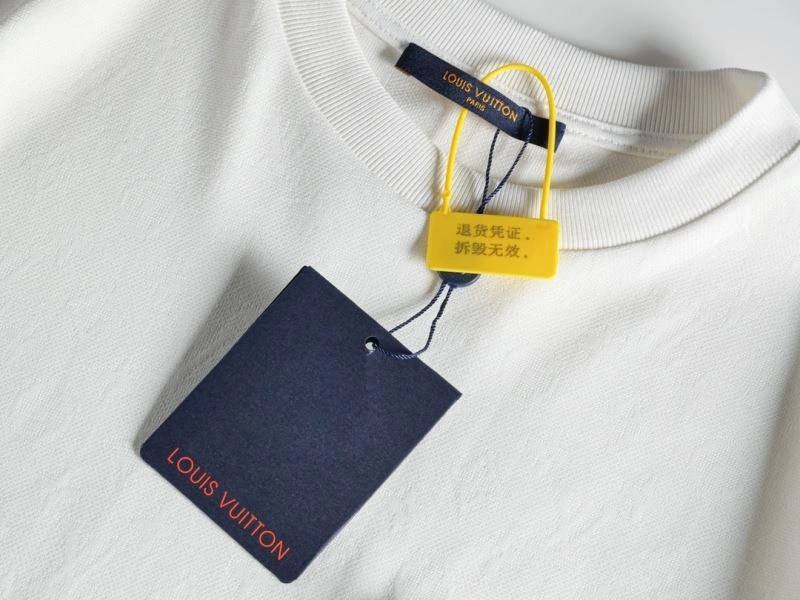Cut-rate Louis Vuitton T-Shirts