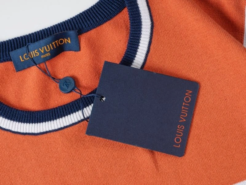 Exact replica Louis Vuitton T-Shirts