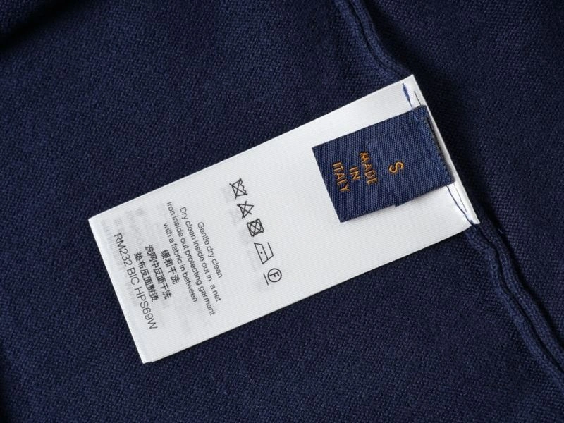 Low-cost Louis Vuitton T-Shirts