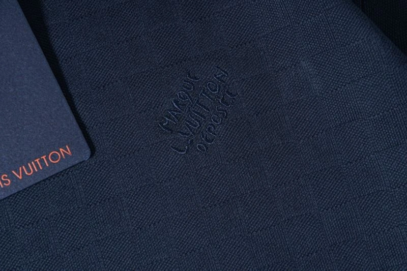 High accuracy Louis Vuitton T-Shirts