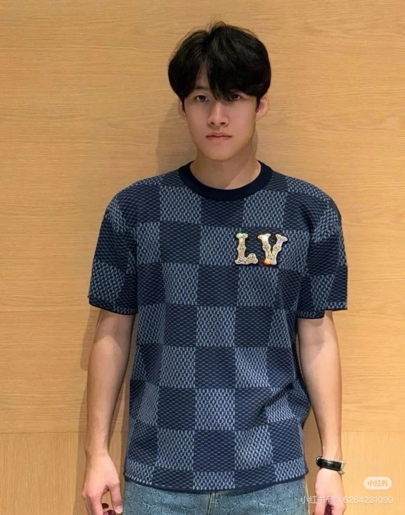 Authentic Louis Vuitton T-Shirts