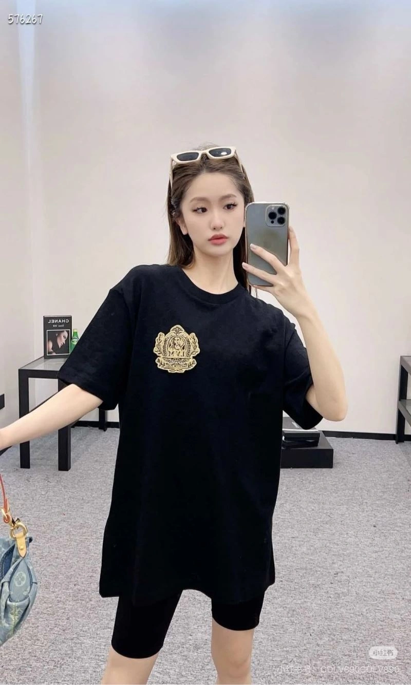 Top match Louis Vuitton T-Shirts