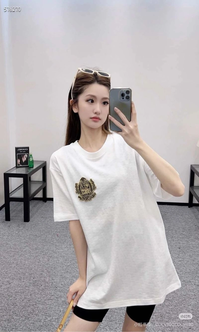 Top match Louis Vuitton T-Shirts